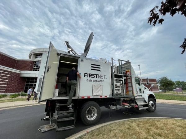Winnebago County Sheriff’s Office Transforms First Responder Communications With FirstNet - AT&T ...