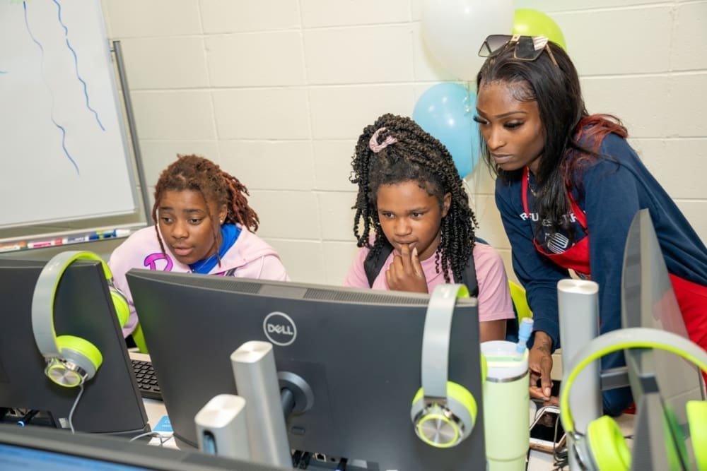 AT&T Opens Second Connected Learning Center in St. Louis - AT&T Connects