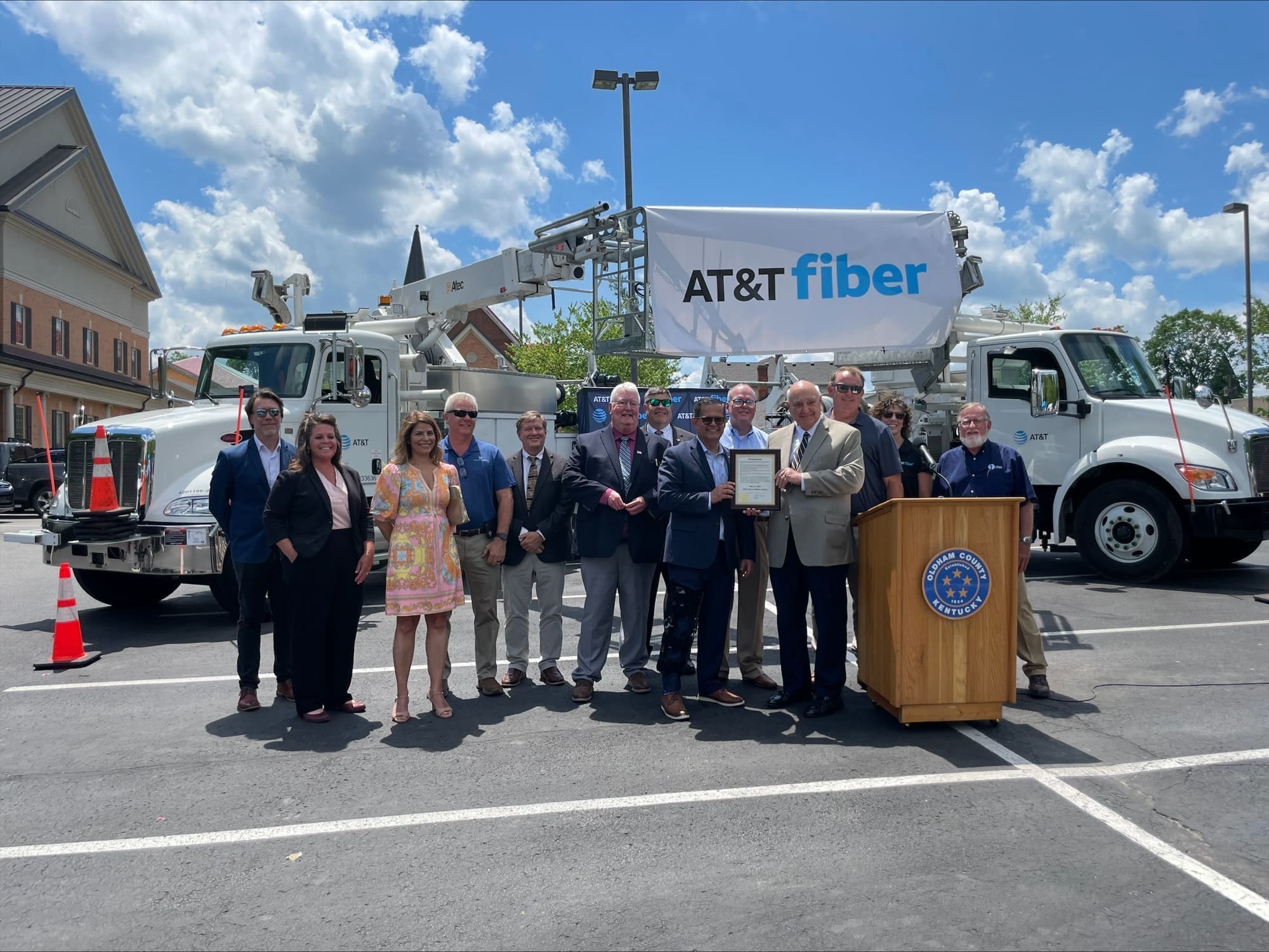 Oldham County, Kentucky and AT&T Celebrate Fiber-Powered Connectivity ...