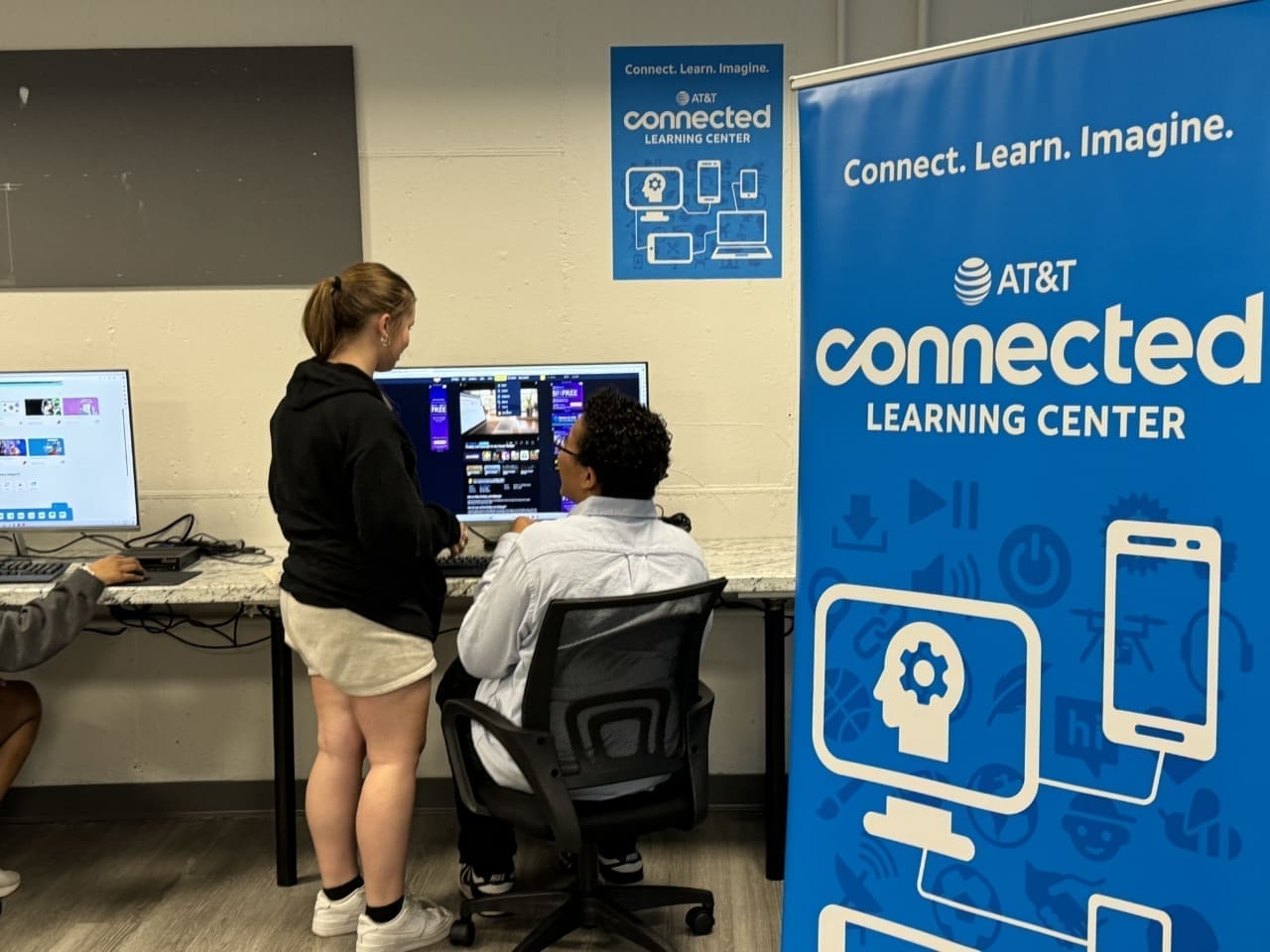 AT&T Launches Boston Connected Learning Center, First in New England ...